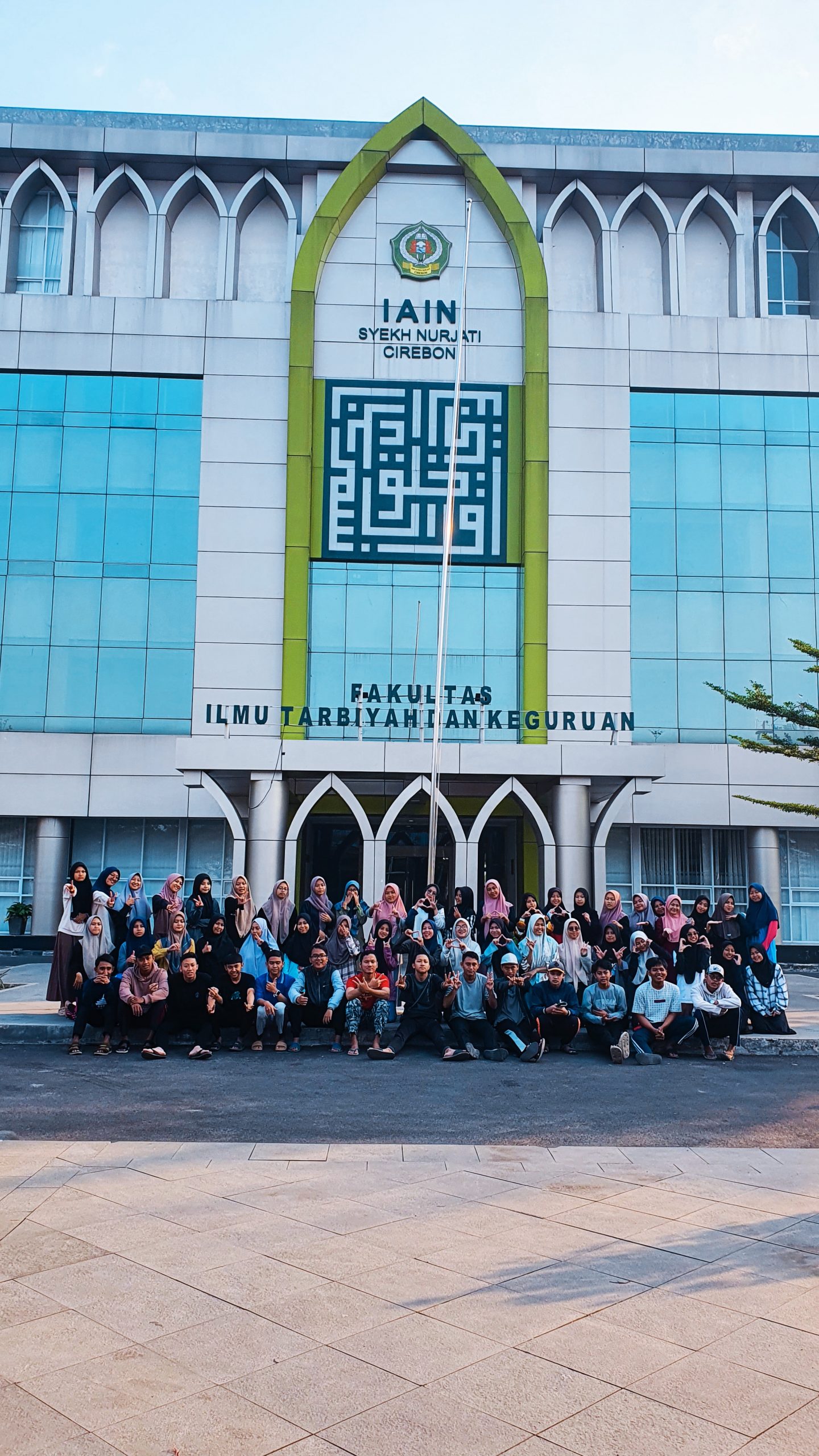 Kegiatan Muhadatsah Pondok Pesantren Mahasiswa Al-Ghozali Kota Cirebon ...